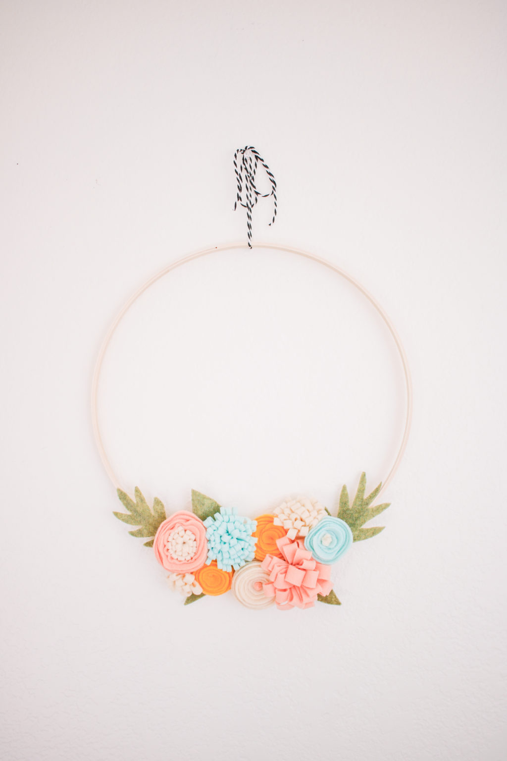 DIY Felt Flower Spring Wreath - mikyla